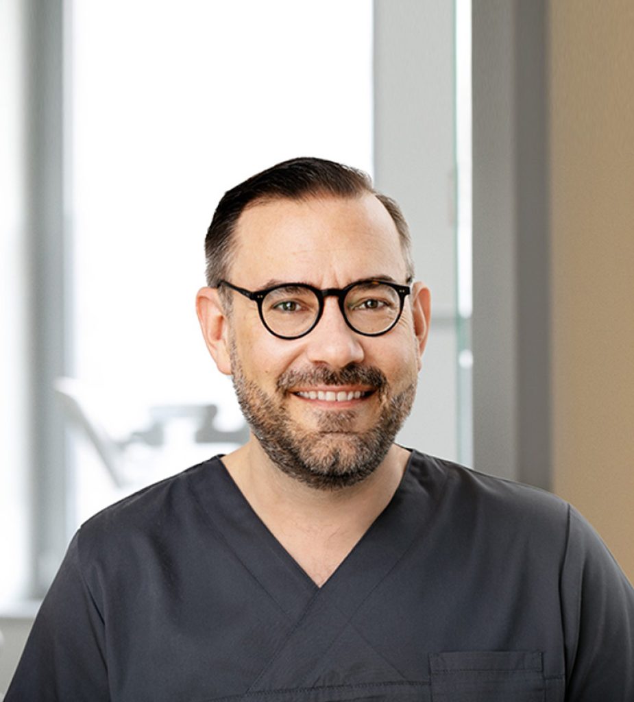 Bastian Wessing – Dental Education